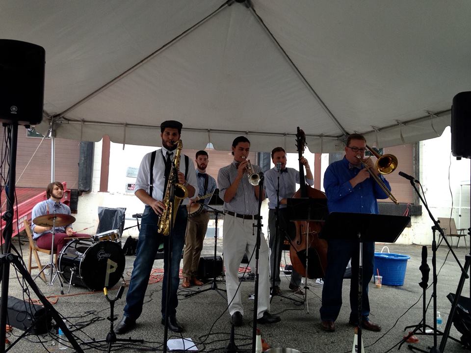 Bottoms Up Dixieland Jazz Band Bands Near Me Your 1 Local Music Guide
